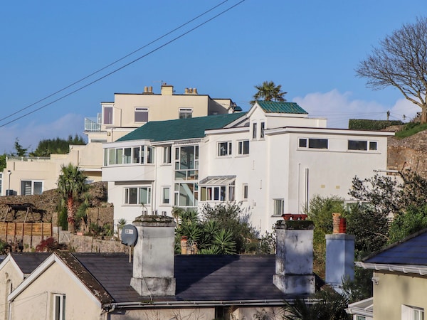 The Grottoes, Pet Friendly, Luxury Holiday Cottage In Torquay - Newton Abbot