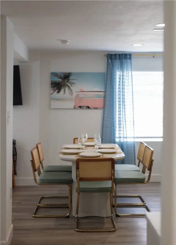 Home In Cocoa Near Port Canaveral! - Cocoa, FL