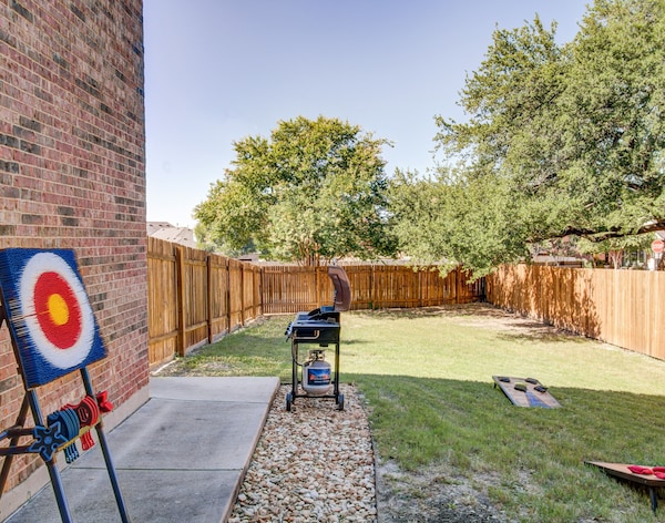 Spacious & Peaceful 4-bedroom House In Georgetown With Game Room - Georgetown, TX