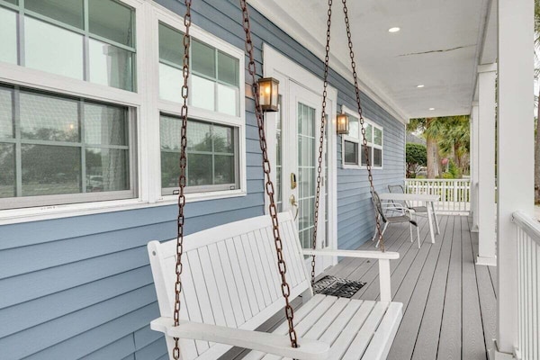 Luxury Dunedin Tiny Home With Pool -"Sunny" - Dunedin, FL