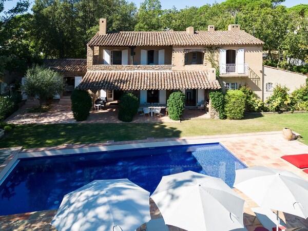 5-bedroom Villa With Swimming Pool In Grimaud In A Quiet, Secure Estate - Cogolin