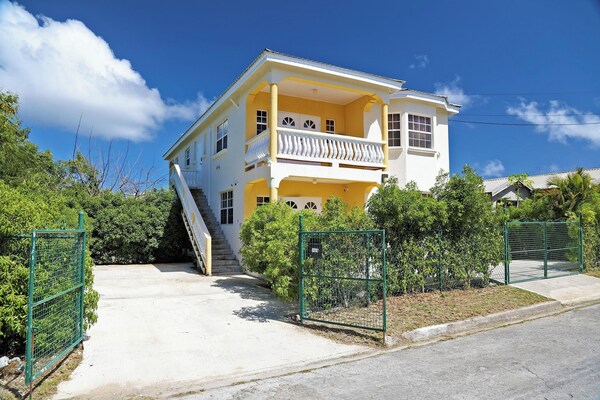 Modern Villa - Upstairs\nst Philip Barbados, 5 Min From Airport, Ac, Wifi Parking - Barbados