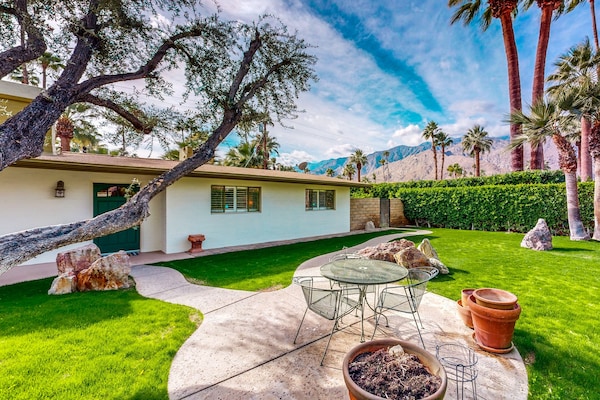 Eclectic Mid-century, Dog-friendly Home With Private Pool, Yard & Gas Grill - Palm Springs, CA