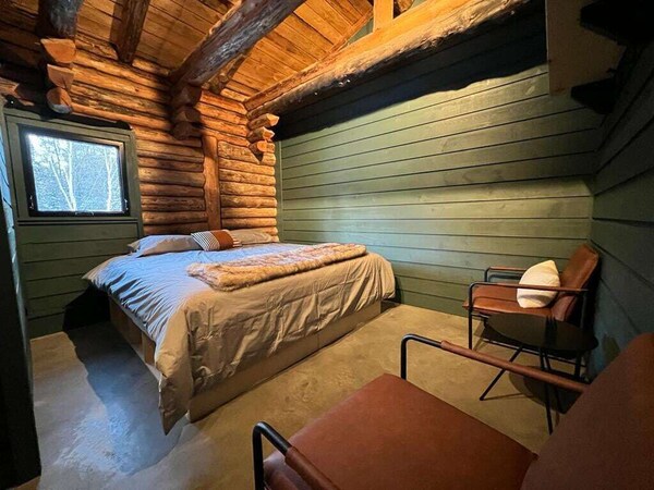 ÖBois Charlevoix: L'écurie 2 (Bedroom) - Quebec