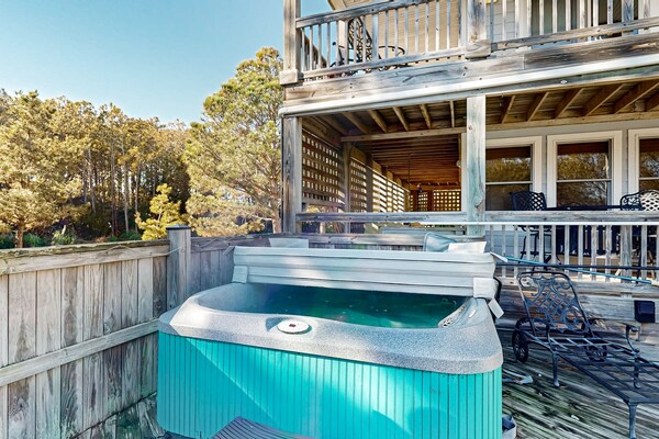 Family Beach Retreat | Pool, Hot Tub, Game Room - Rodanthe, NC