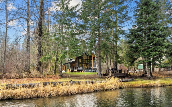 Luxury Yakima River Chalet With Hot Tub, Large Game Loft With Pool, Poker Tables - Washington