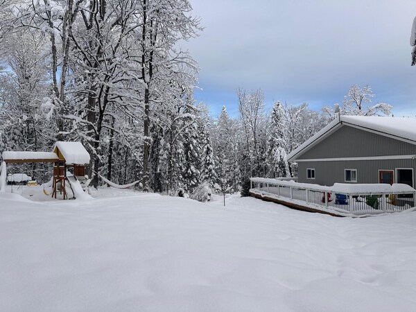 Cozy Rosseau Cottage - Algonquin Provincial Park