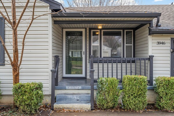 Art Deco 2 Bedroom Home - Tulsa, OK