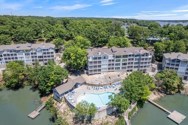 Stunning Main Channel Views, Screened Deck, & Pool - Sunrise Beach, MO