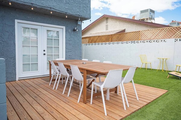Vegas Luxe- 6br & 3 Bt Pool/spa/bbq/golf<10min To Strip, Airport, Stadium & More - Las Vegas