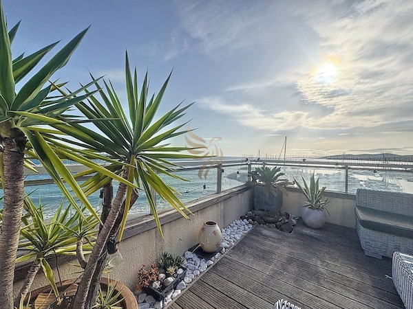L'ecrin Des Cimes-duplex, Terrasse Vue Pano, Box - Fréjus