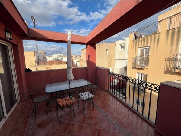 Exclusiva Casa Independiente Para Grupos En El Corazón De Alicante - Torrellano