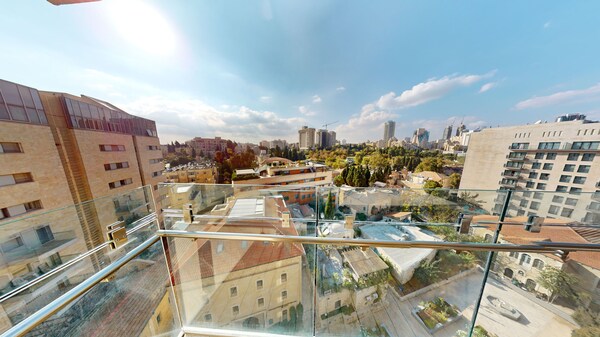 Prestigious King David 3br/3ba  - View! Pool & Gym - Jerusalem