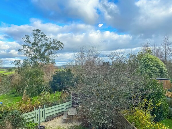 3 Bedroom Accommodation In Penzance - Marazion