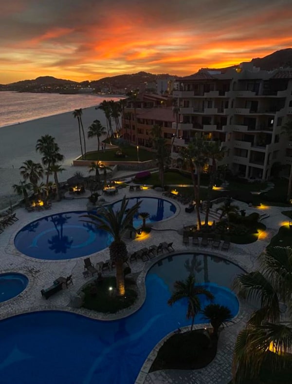 El Zalate Top Floor Beachfront 2 Bed 2 Bath Beautiful White Sandy Beach - San José del Cabo