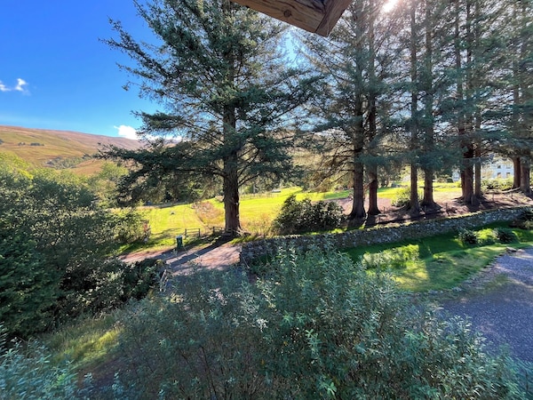 4 Bedroom Accommodation In Killin - Killin