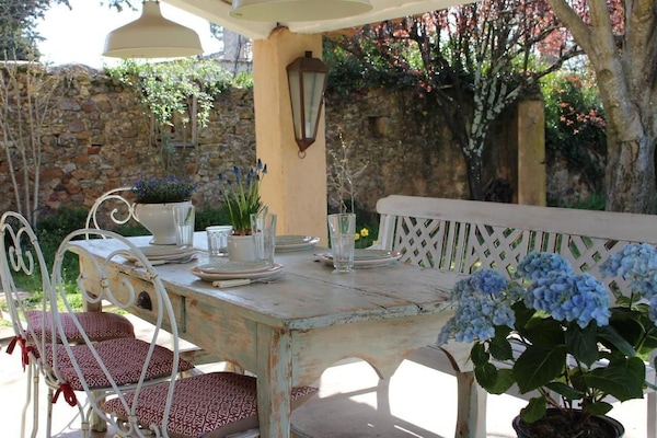 Mas Les Romarins, 10min Uzès, Pool & Large Garden, Cosy, Great Family Experience - Languedoc-Roussillon