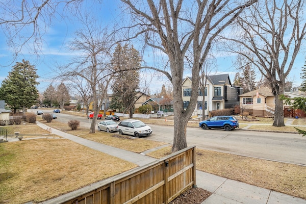 2br | Cozy & Clean | Main Floor | Calgary Core - Wilder Institute/Calgary Zoo