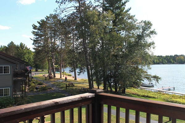 2 Bedroom Condo Great View Of Duck Lake - Eagle River, WI