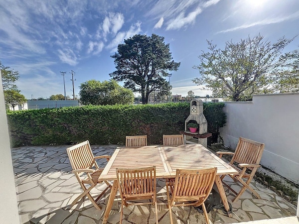 Charming House In The St Martin District - Anglet