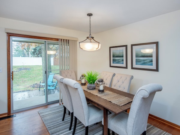 A Beautiful Five-bedroom House Is Perfect For The Entire Family! - Farmington, MN