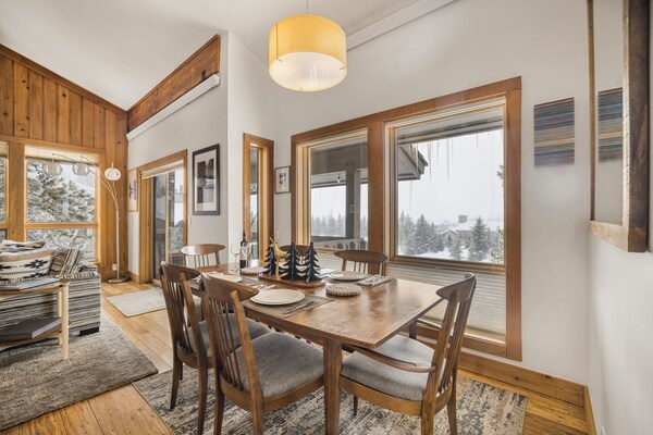Jackson Hole Wyoming Mountainside Ski Condo Yellowstone & Teton National Parks - Jackson Hole, Wyoming