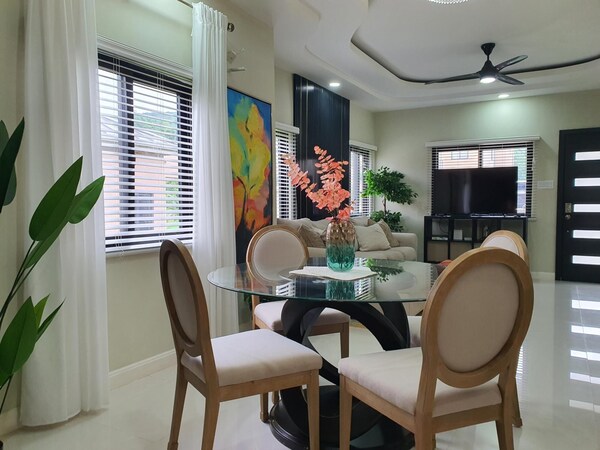 Ocho Rios Gated Community Living. Ac/wifi/pool/falls/attractions - Ocho Rios