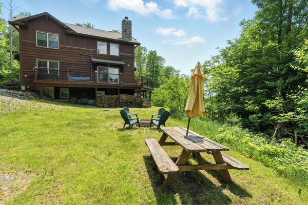 Appalachian Lodge- 6 Bedroom Chalet With Mountain Views - Sunday River, ME