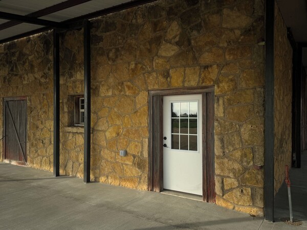 Unique Space, Countryside. - Ponca City, OK