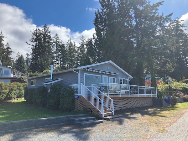 Cozy 2-bedroom Cabin In Charming Mutiny Bay - Whidbey Island, WA