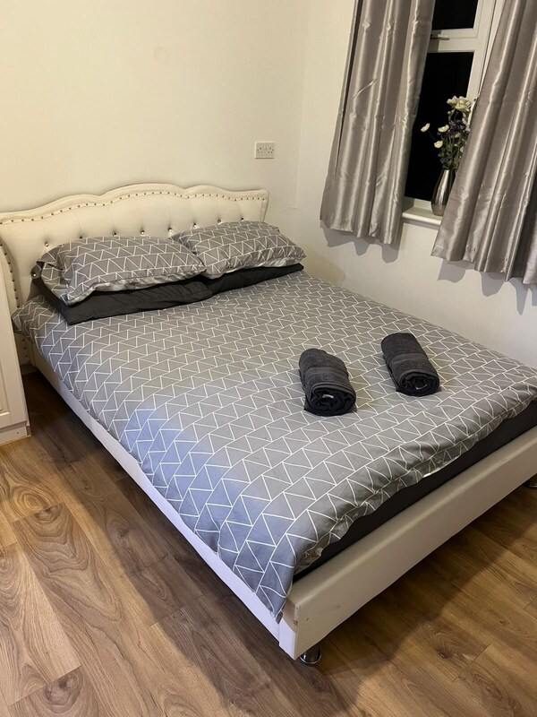 The Brick Retreat \Nin The Heart Of Leysdown-on-sea - Isle of Sheppey
