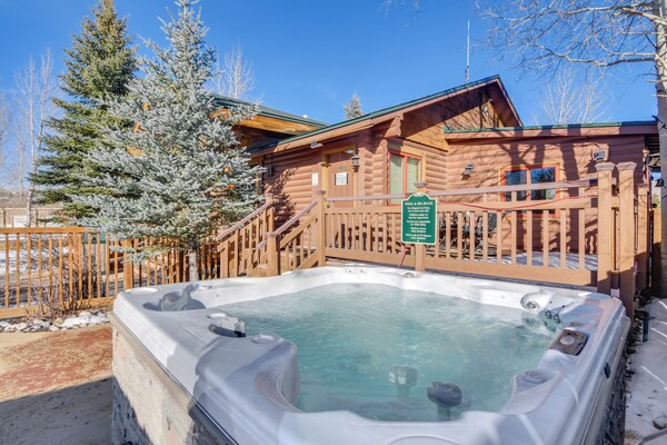 4 Mi To Granby Ranch: Cabin W/ Hot Tub Access! - Granby, CO