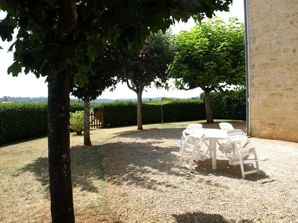 House In Proissans: Comfort, Enclosed Courtyard, Near Sarlat - Dordogne