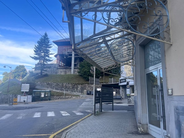 Apartment In Cauterets: 4 People, Parking, Close To Spas - Luz-Saint-Sauveur