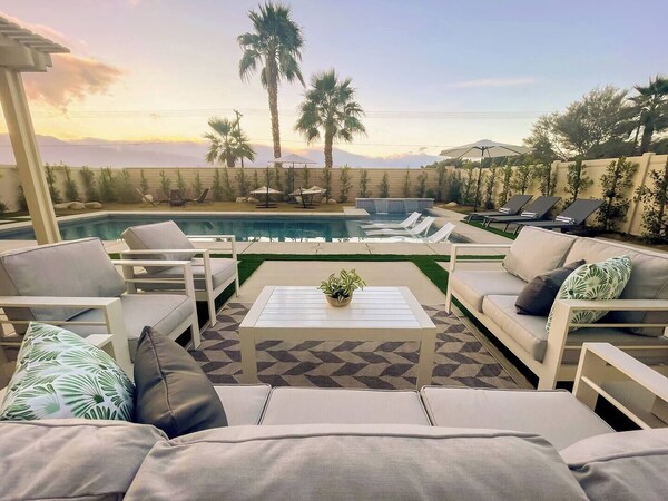 Queen Of The Desert -Saltwater Pool, Plenty Of Games, Great Location For All The Desert Has To Offer - Coachella