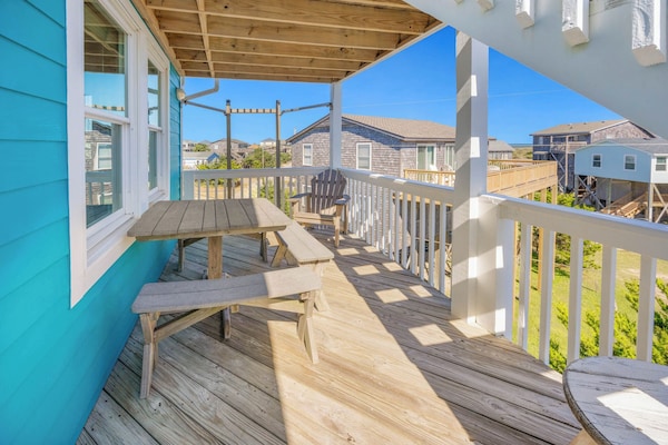 Summer Savings Semi-oceanfront W/ Hot Tub, Game Rm, Cmty Pool, Tennis/pickleball - Outer Banks, NC
