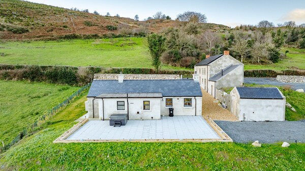 Mc Clean's Cottage - 2 Bedroom - Northern Ireland