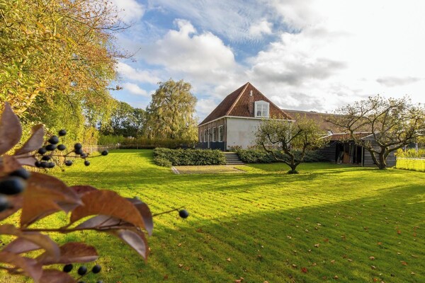 Holiday Home - Stationsweg 5 | Heinkenszand 'Boerderij Molenhof' - Goes