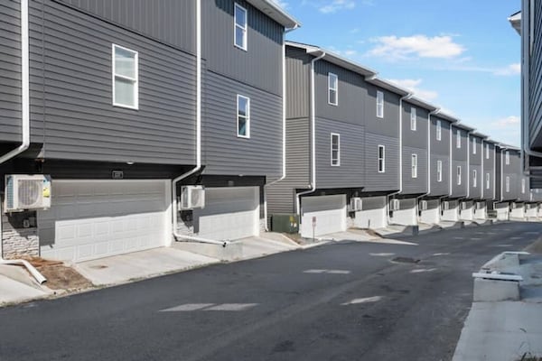 3 Beds + Safe & Quiet! 10toairport & 15todowntown! - Mt. Juliet, TN