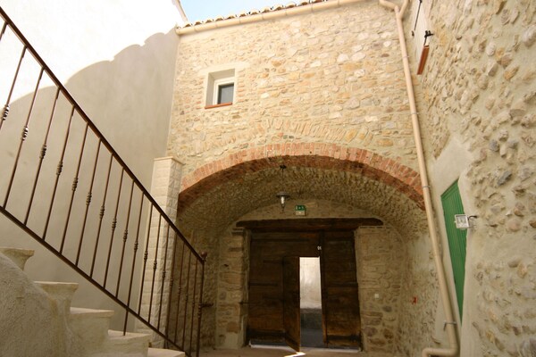 Character Village House For Family - Barjac