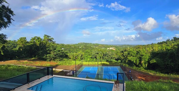 Private Pickleball Oasis + Pool  15 Min To Beaches & El Yunque, 30 Min Airport - Puerto Rico