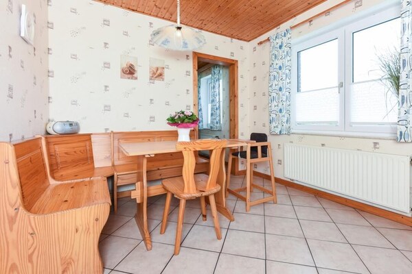 Haus Hafeneck Fewo Ebbe - Holtgast