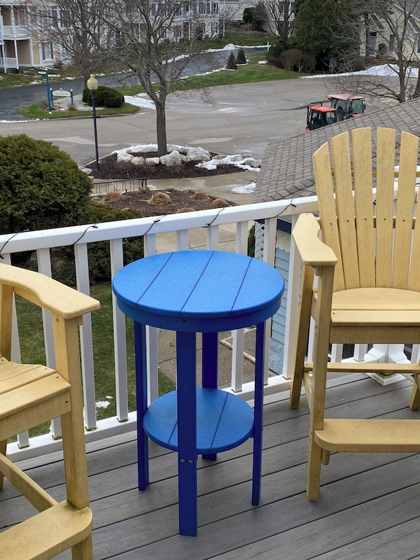 Gorgeous Harbor Village 2 Bedroom 2 Bathroom Condo - Manistee, MI