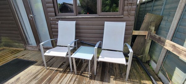 Entire Spacious Cabin With Private Garden - Hampshire