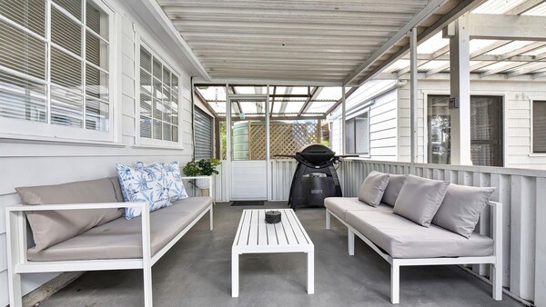 Fishermans Cottage At Taylors Beach - Lemon Tree Passage