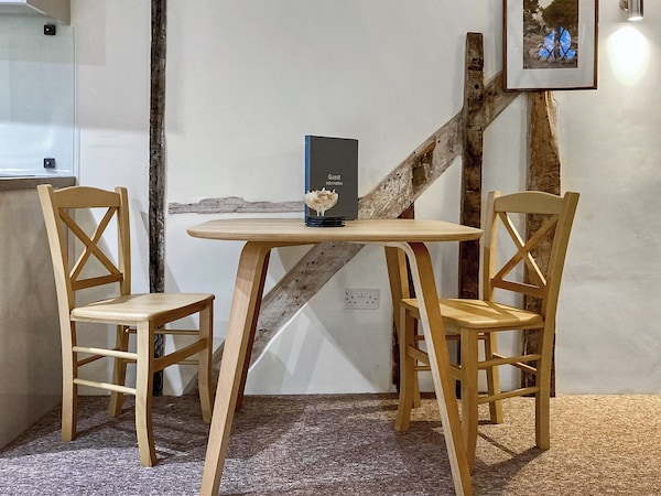 The Friars Apartment, Eastbridge Hospital - Canterbury