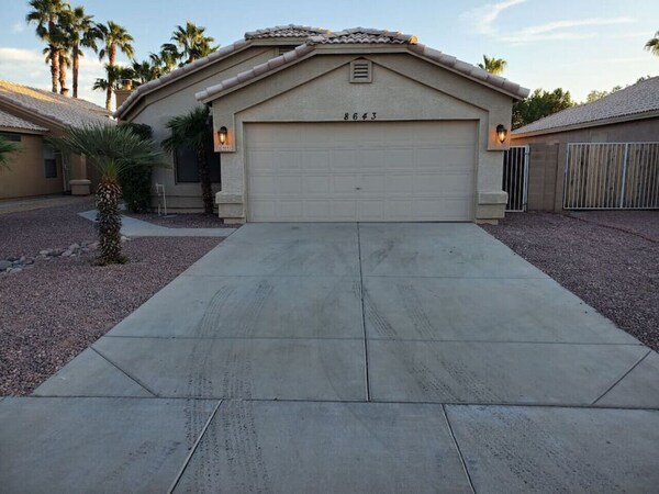 Fargo · Amazing 4bd Private Home - Spring Training Too - Peoria, AZ