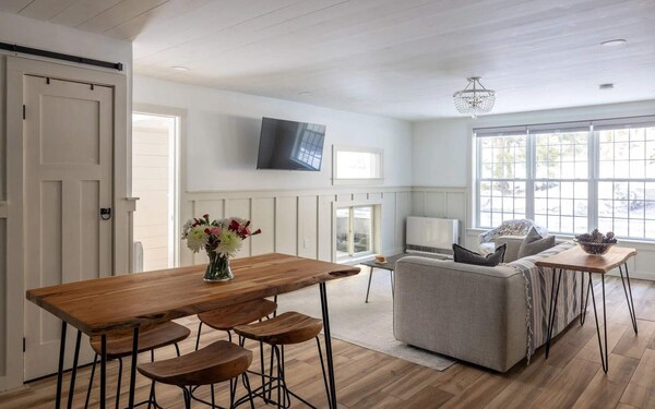 Luxury Home, Dog Suite | Rock Haven Carriage House - Claremont, NH