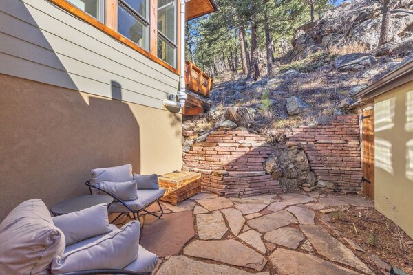 Serene 4-bedroom Mountain Home With Wifi In Boulder - Lyons, CO