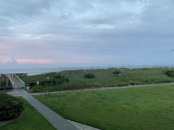 Beach Lovers, Oceanview, Cute 1 Br, 2 Full Ba Condo In Surf City Sleeps 5 - Surf City, NC